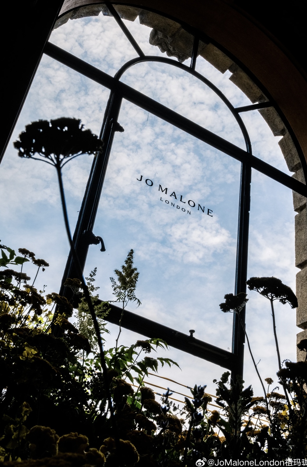 Escaparates de verano que impactan con su fachada